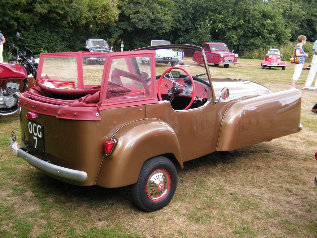 Bond Minicar Mk С 3-wheeler | Small Cars Club