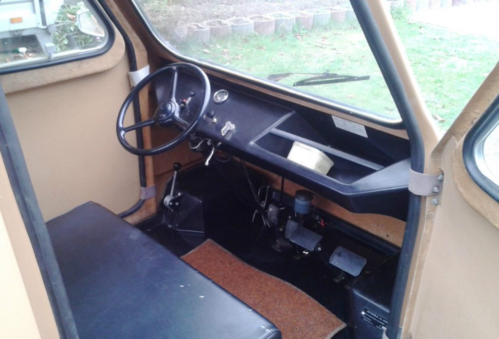 ACOMA Comtesse Berline Type 810E microcar | Small Cars Club