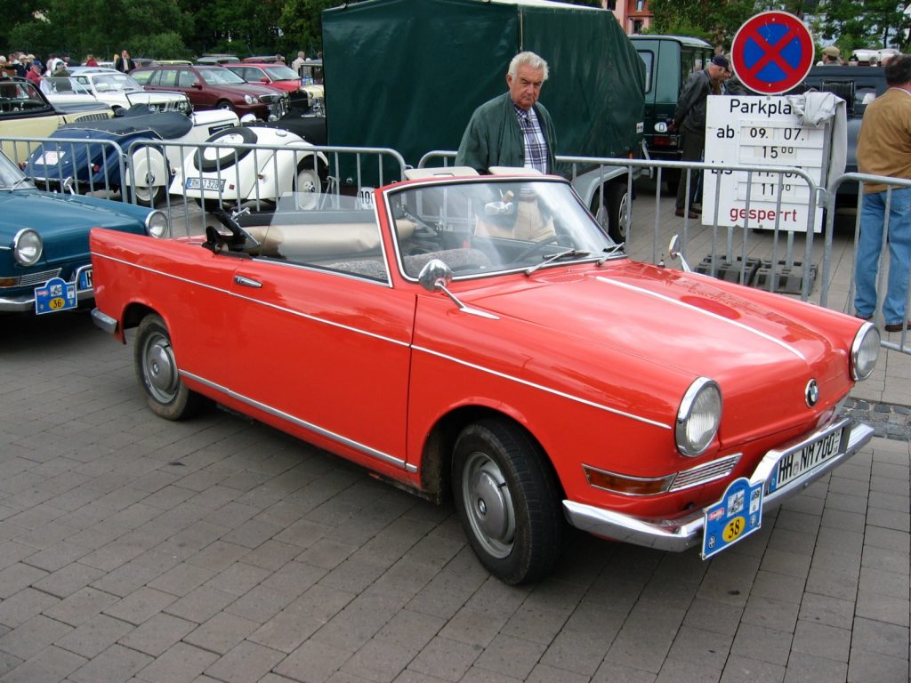 BMW 700 and all versions | Small Cars Club