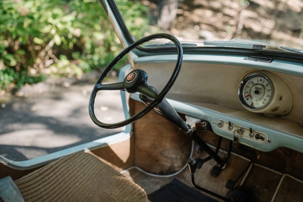 Rare 1962 Austin Mini Beach Car sold in the USA for crazy $230,000 ...