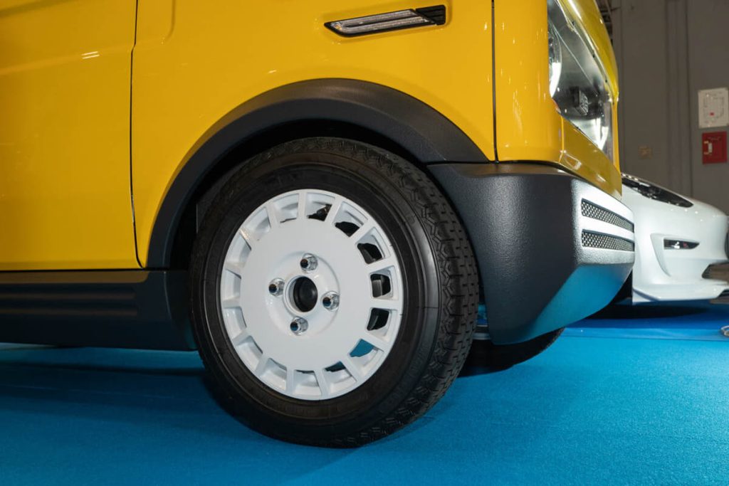 KG Motors MiBot | Small Cars Club